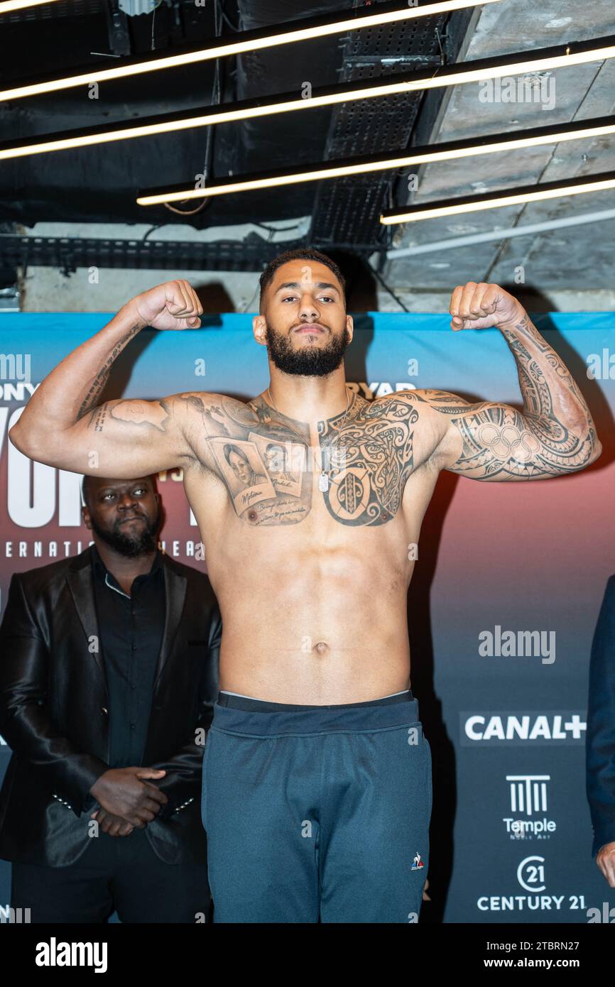Paris, France. 08th Dec, 2023. French boxer Tony Yoka at the weigh-in ...