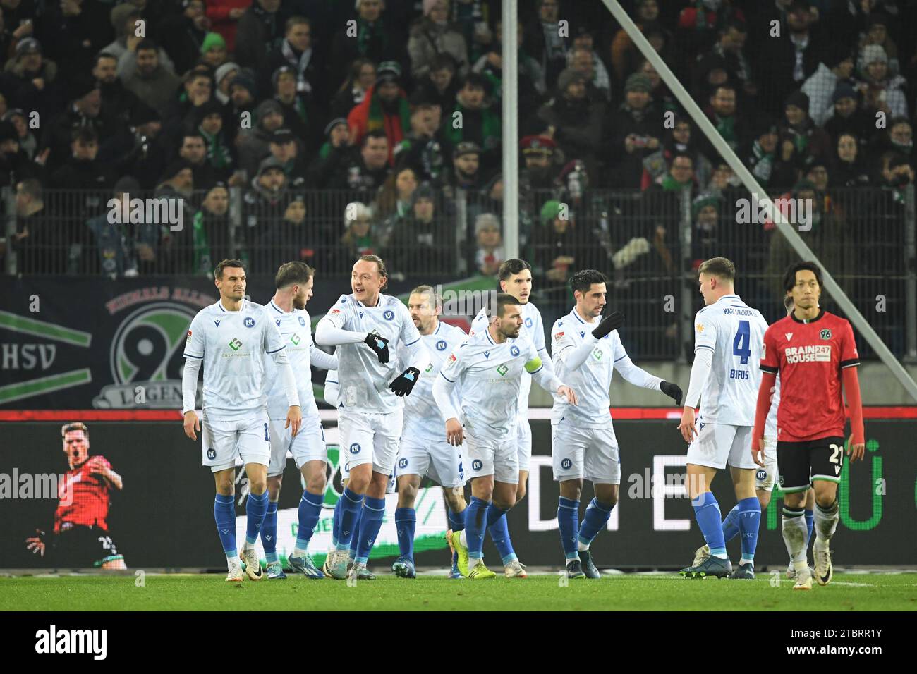 Hanover, Germany. 08th Dec, 2023. Soccer: Bundesliga 2, Hannover 96 ...