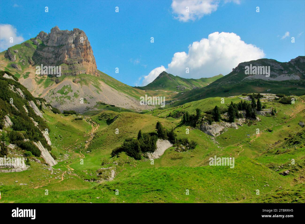 summer hike to the Rofanspitze 2259m in the center of the background ...