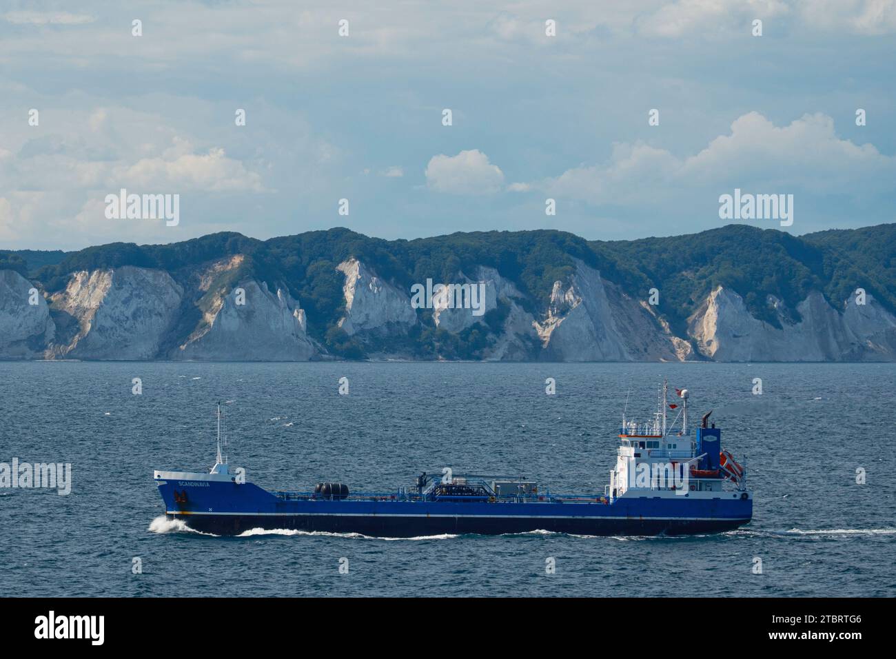 Cliffs cliff ships wave hi-res stock photography and images - Alamy