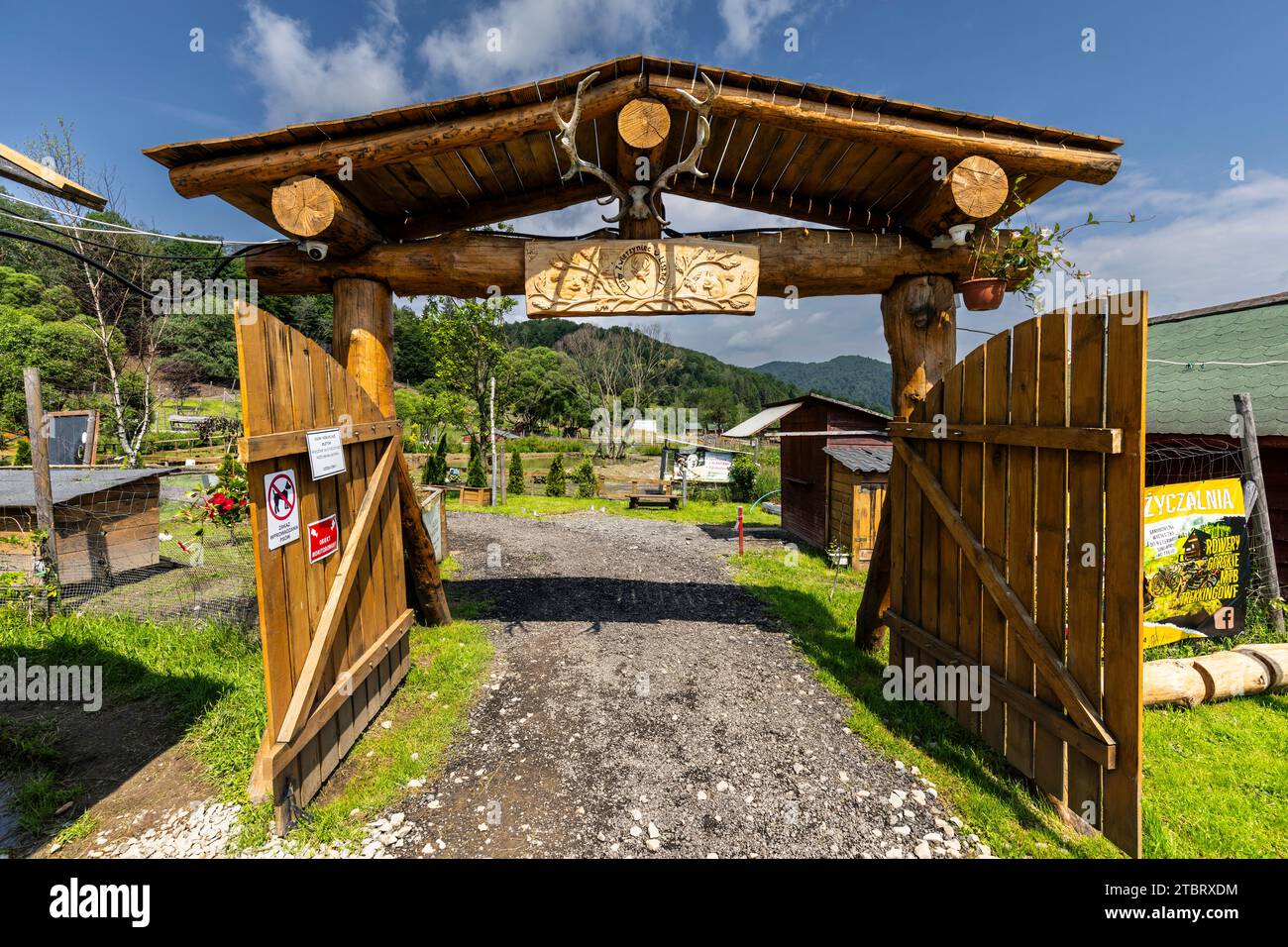 Lesny zwierzyniec liszna forest zoo in liszna hi-res stock photography ...
