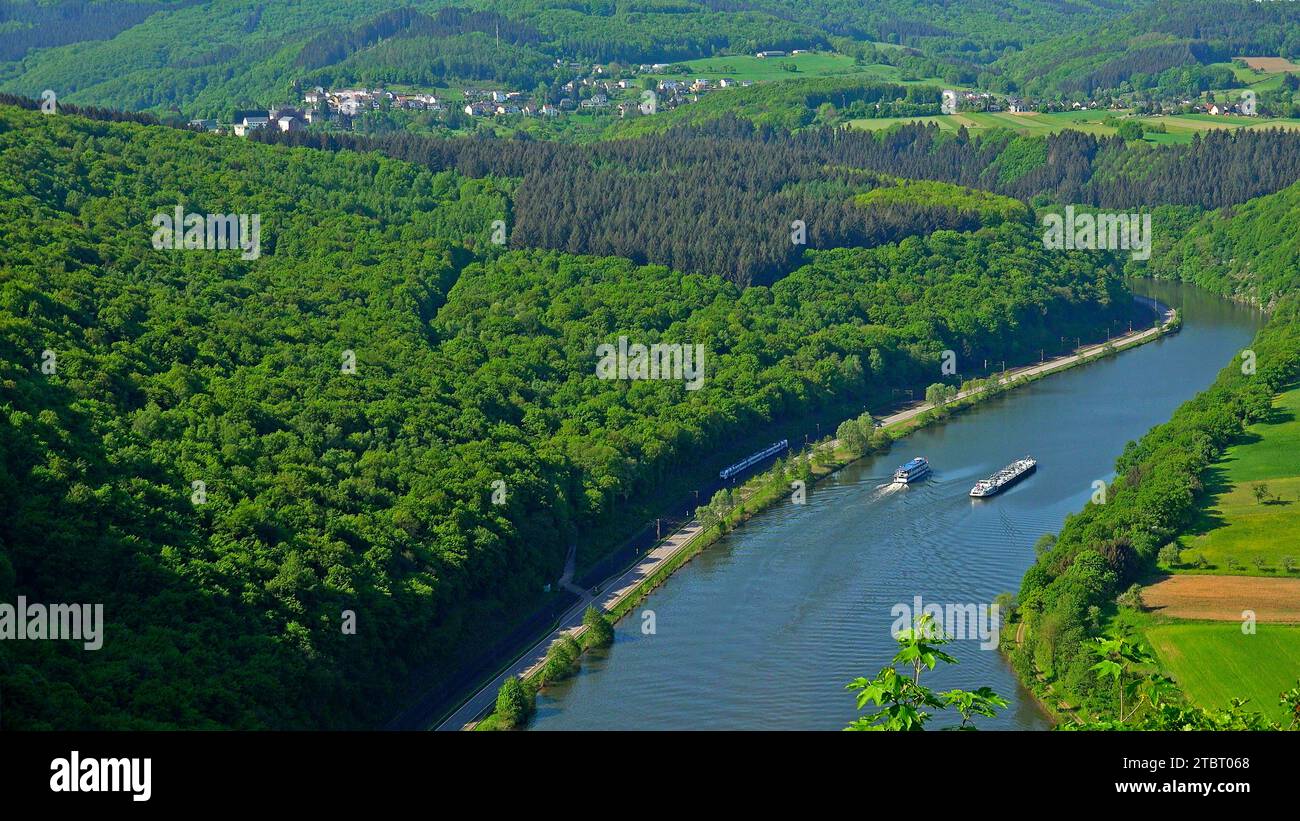 Boats on the Saar near Taben-Hamm, Saar Valley, Saar-Hunsrück Nature ...