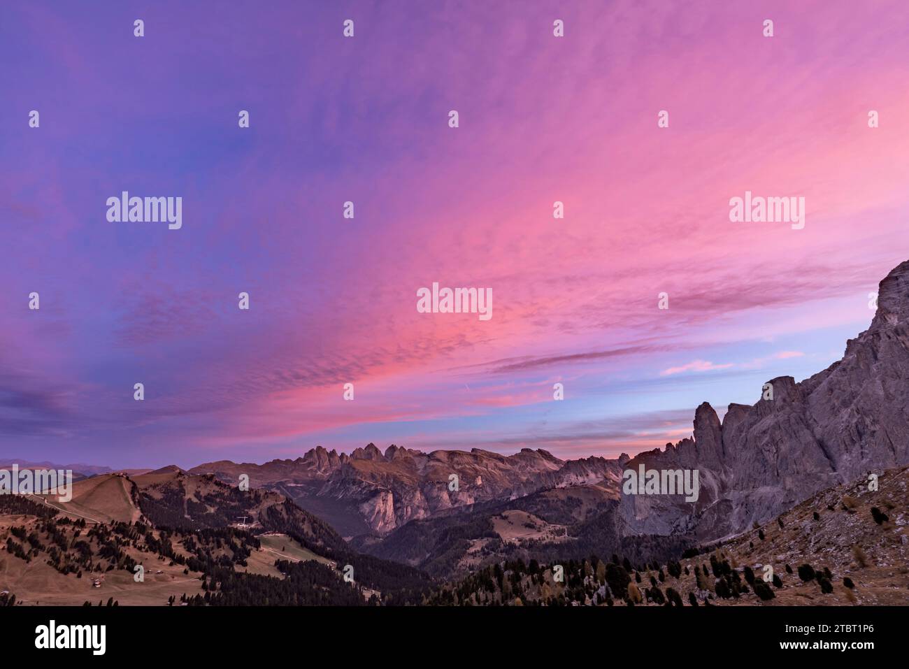 Majestic alpine view hi-res stock photography and images - Alamy