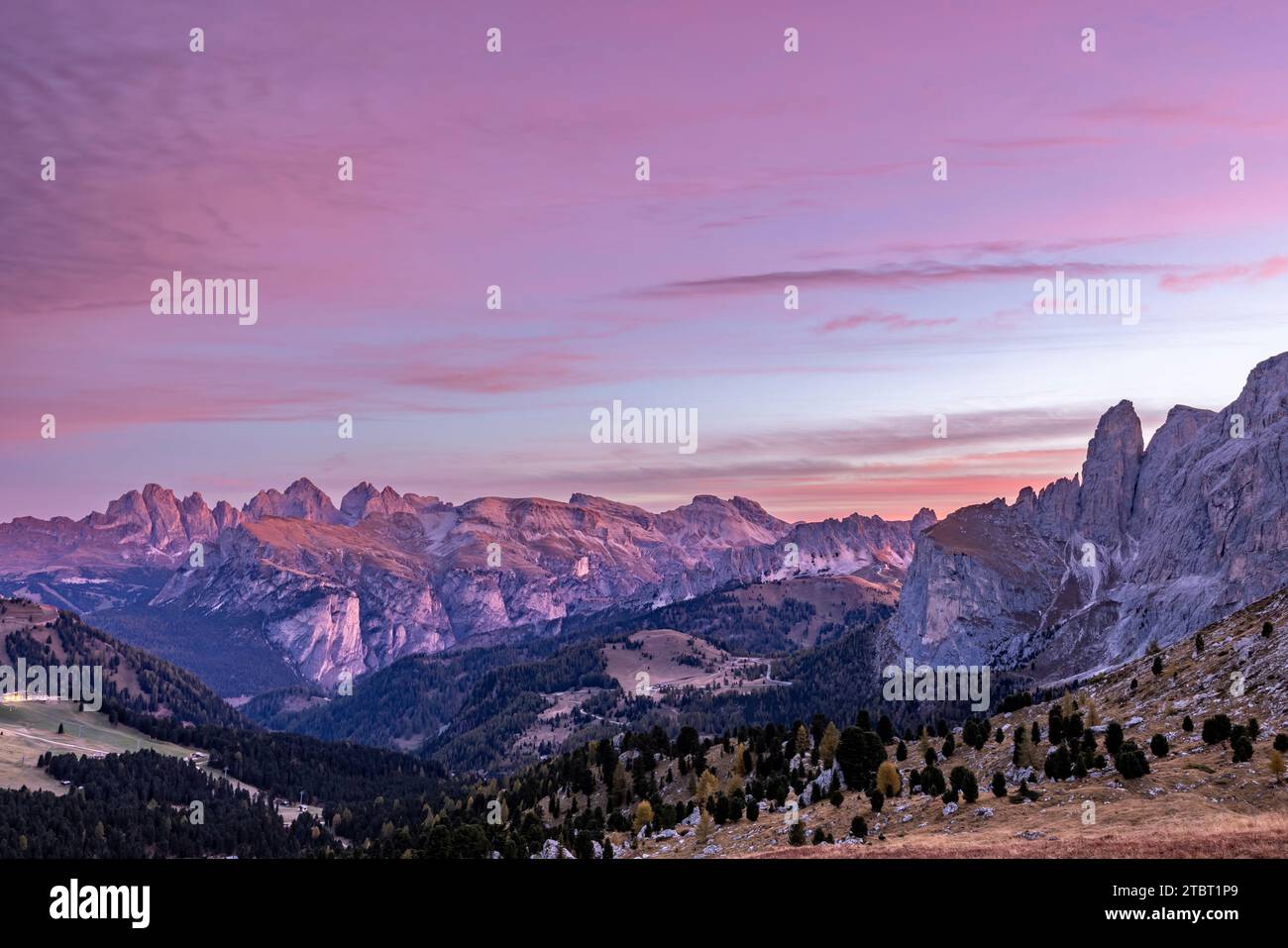 Majestic alpine view hi-res stock photography and images - Alamy