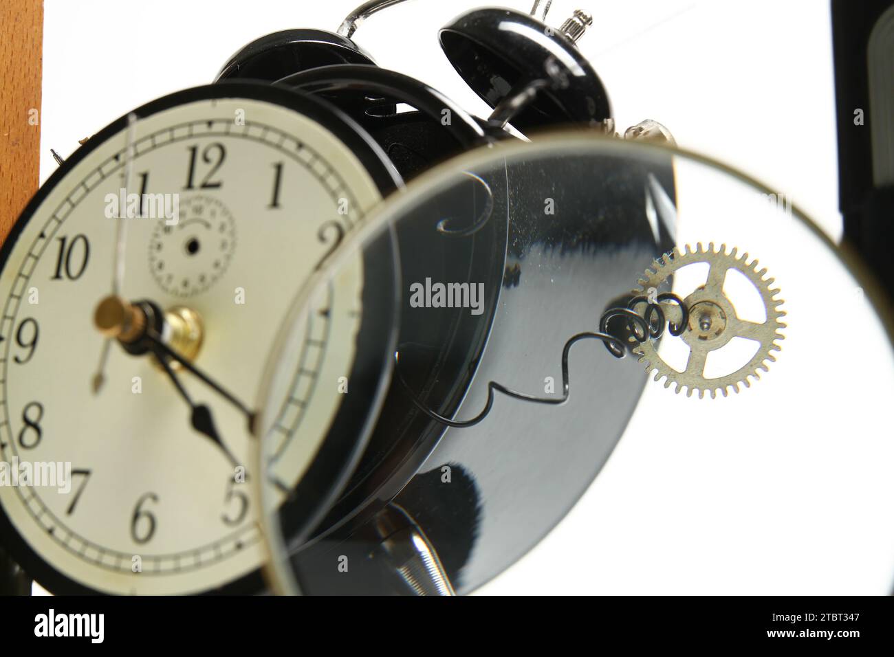 Internal clock mechanism hi-res stock photography and images - Alamy