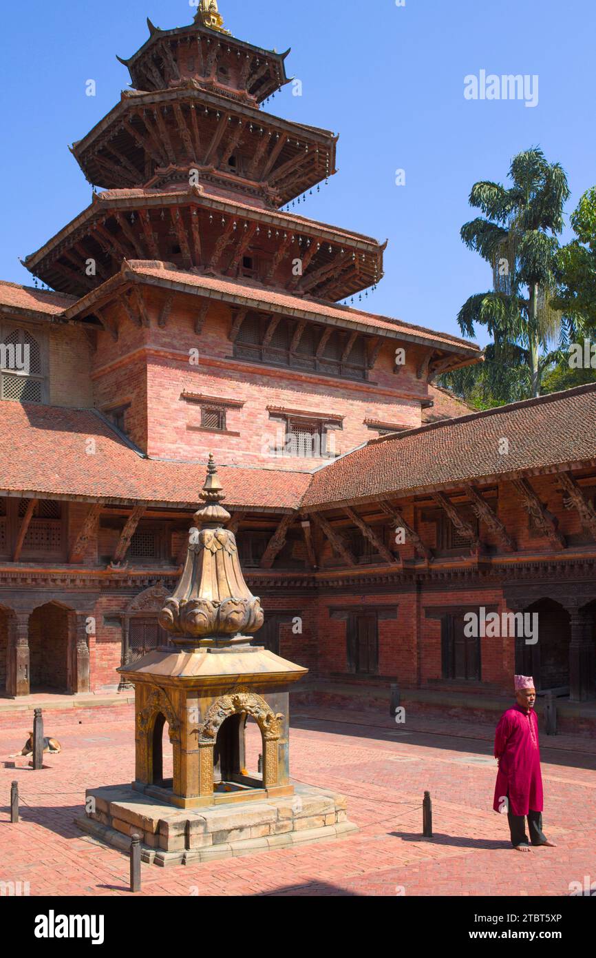 Nepal kathmandu valley patan royal hi-res stock photography and images ...