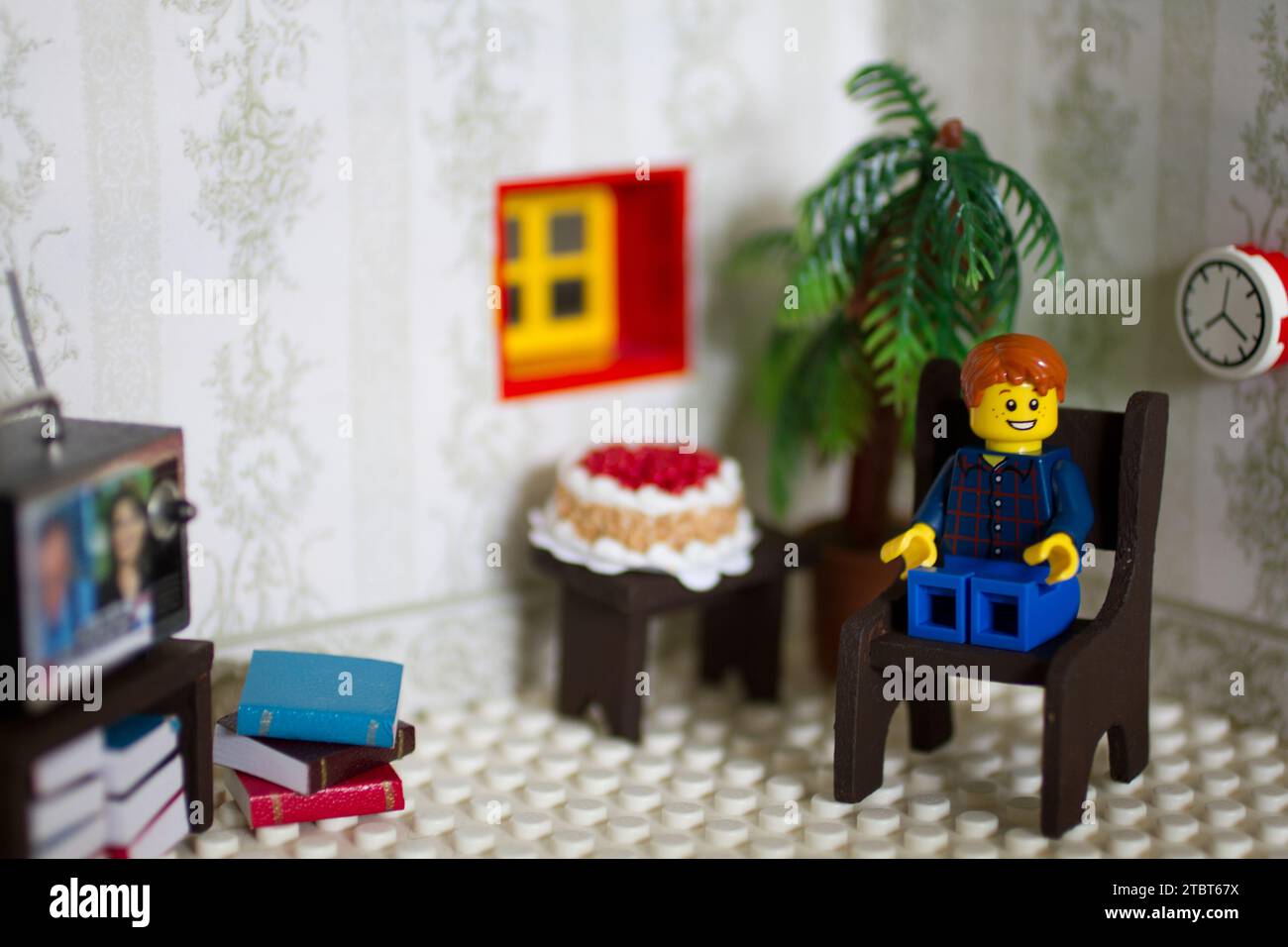 Lego figure chair hi-res stock photography and images - Alamy