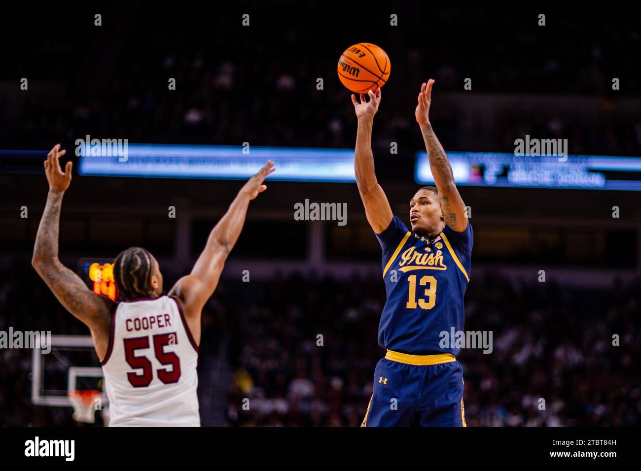 Columbia, SC, USA. 28th Nov, 2023. Notre Dame Fighting Irish forward ...