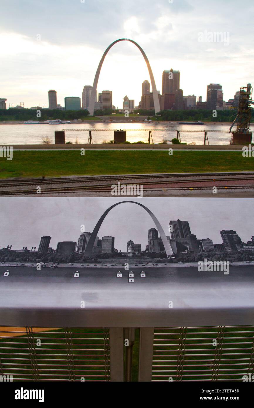 Contrasting Views of St. Louis Arch, Monochrome Photo vs Colorful ...