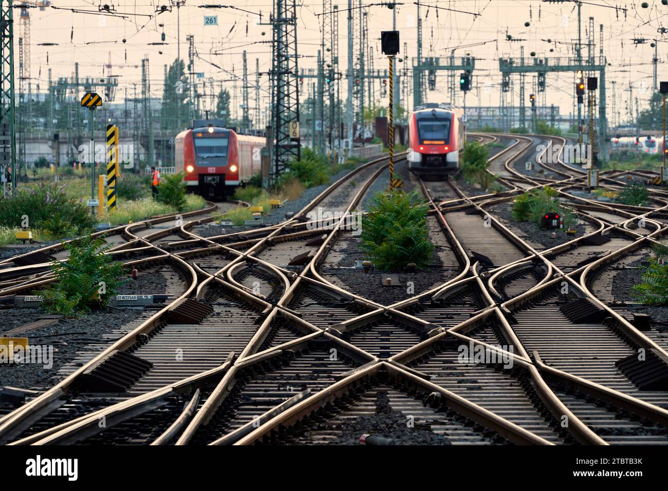 Transportation system stations hi-res stock photography and images - Alamy
