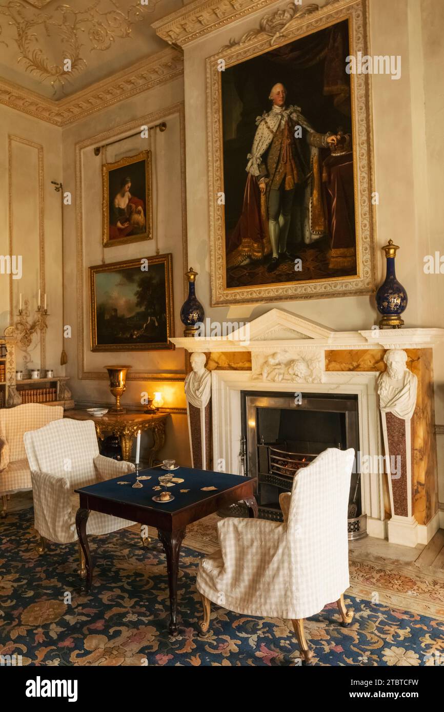 Saloon house hi-res stock photography and images - Alamy