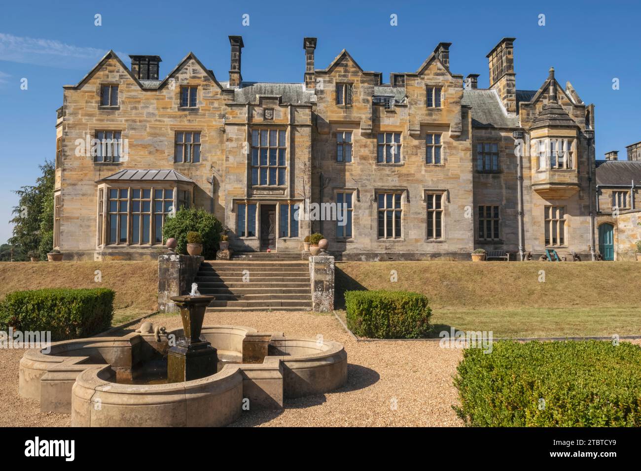 England, Kent, Lamberhurst, Scotney Castle Stock Photo - Alamy