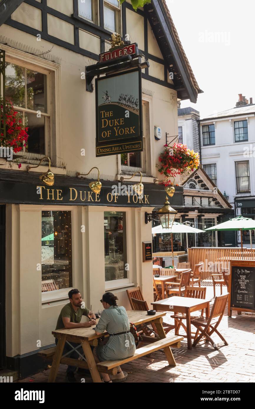 England, Kent, Tunbridge Wells, The Pantiles, The Duke of York Pub ...