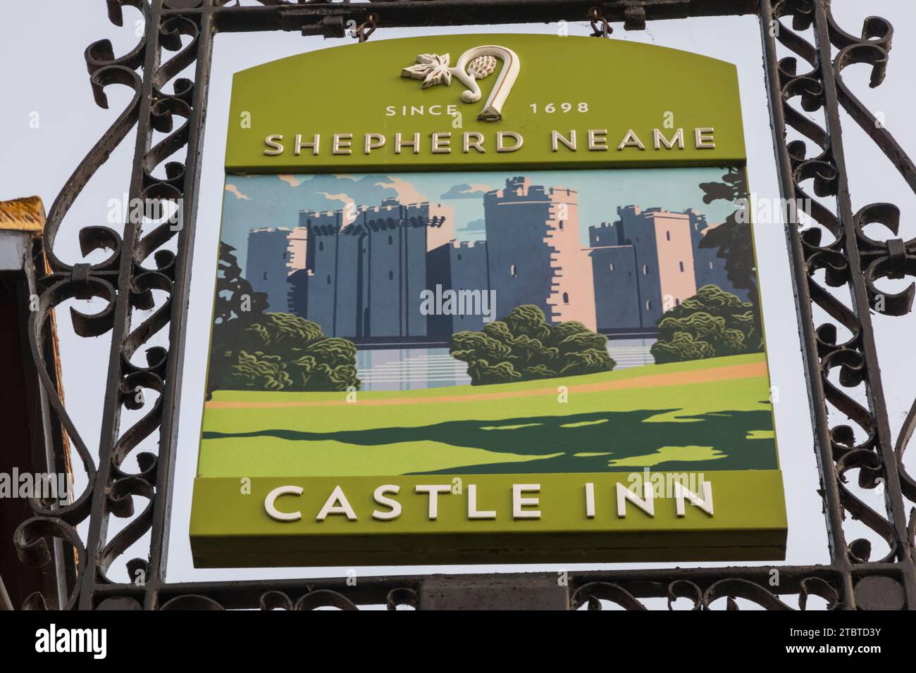 England, Kent, Bodiam, The Castle Inn Pub Sign Stock Photo - Alamy