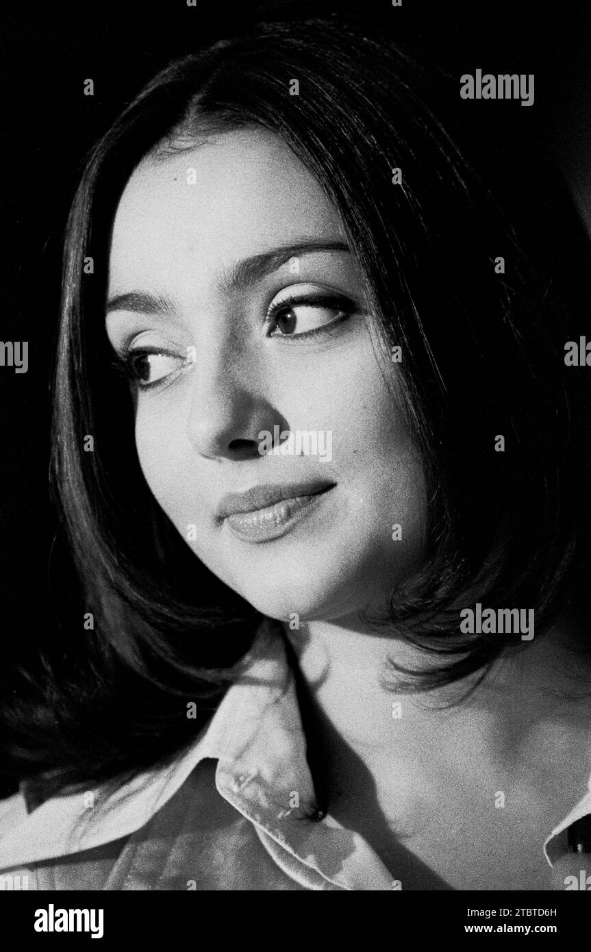 Ambra angiolini television presenter 1998 hi-res stock photography and ...