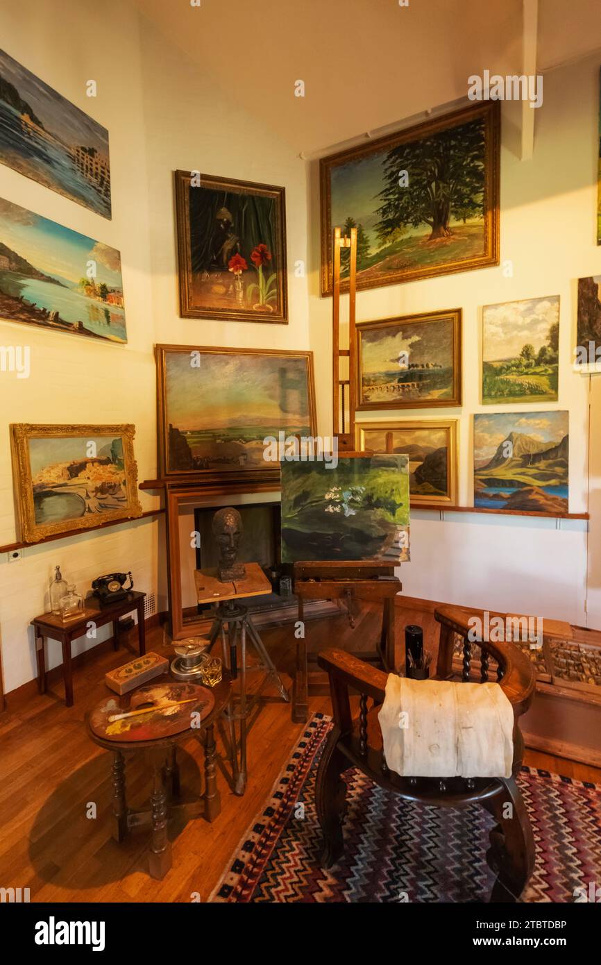 England, Kent, Westerham, Chartwell, Winston Churchill's Home, The Studio with display of ...