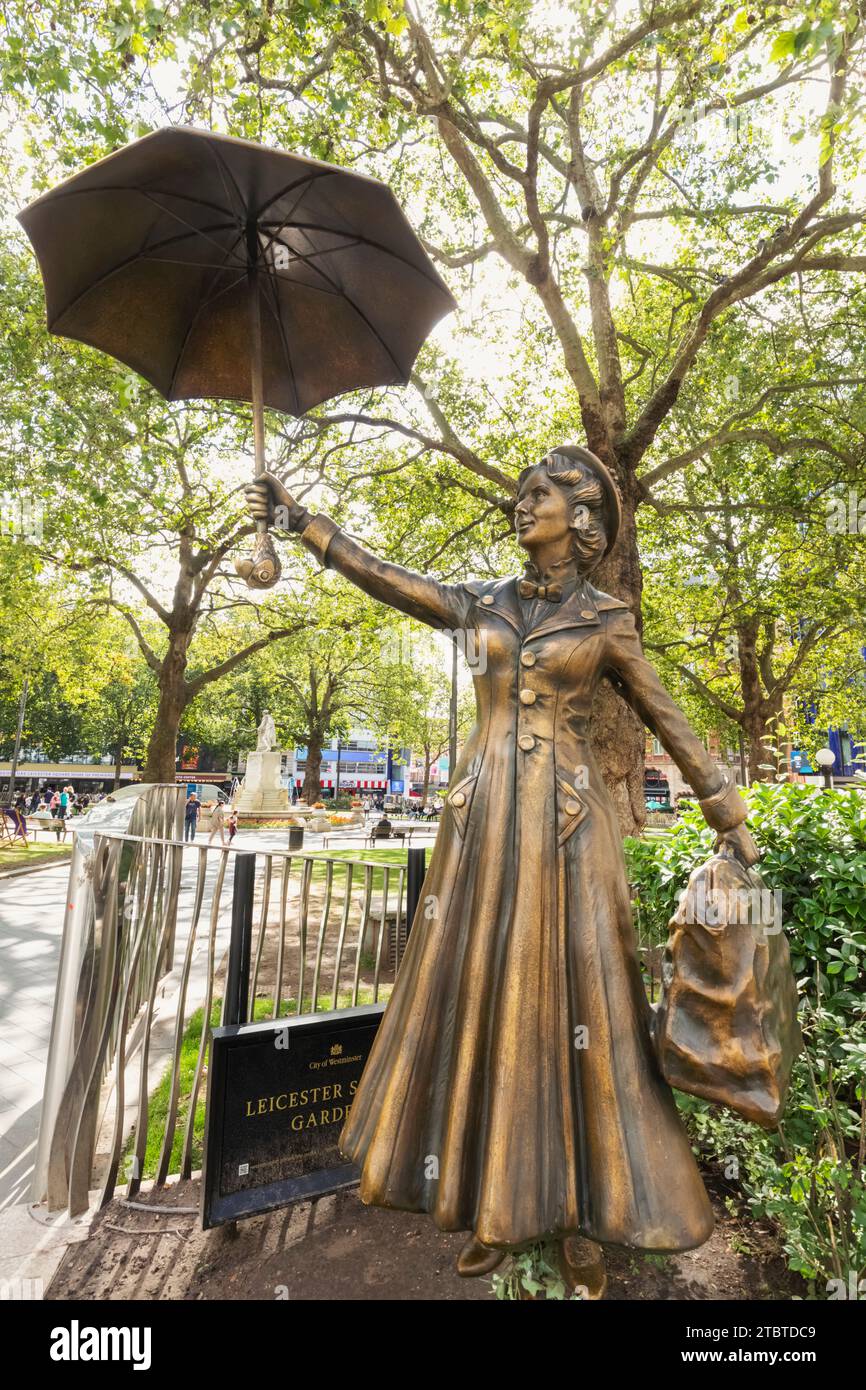Mary poppins statue leicester square hi-res stock photography and ...
