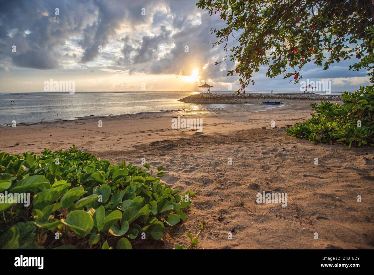 Sanur beach path hi-res stock photography and images - Alamy