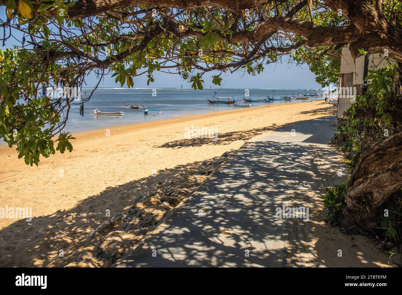 Sunrise on sandy beach, landscape shot with view of the sea and the ...