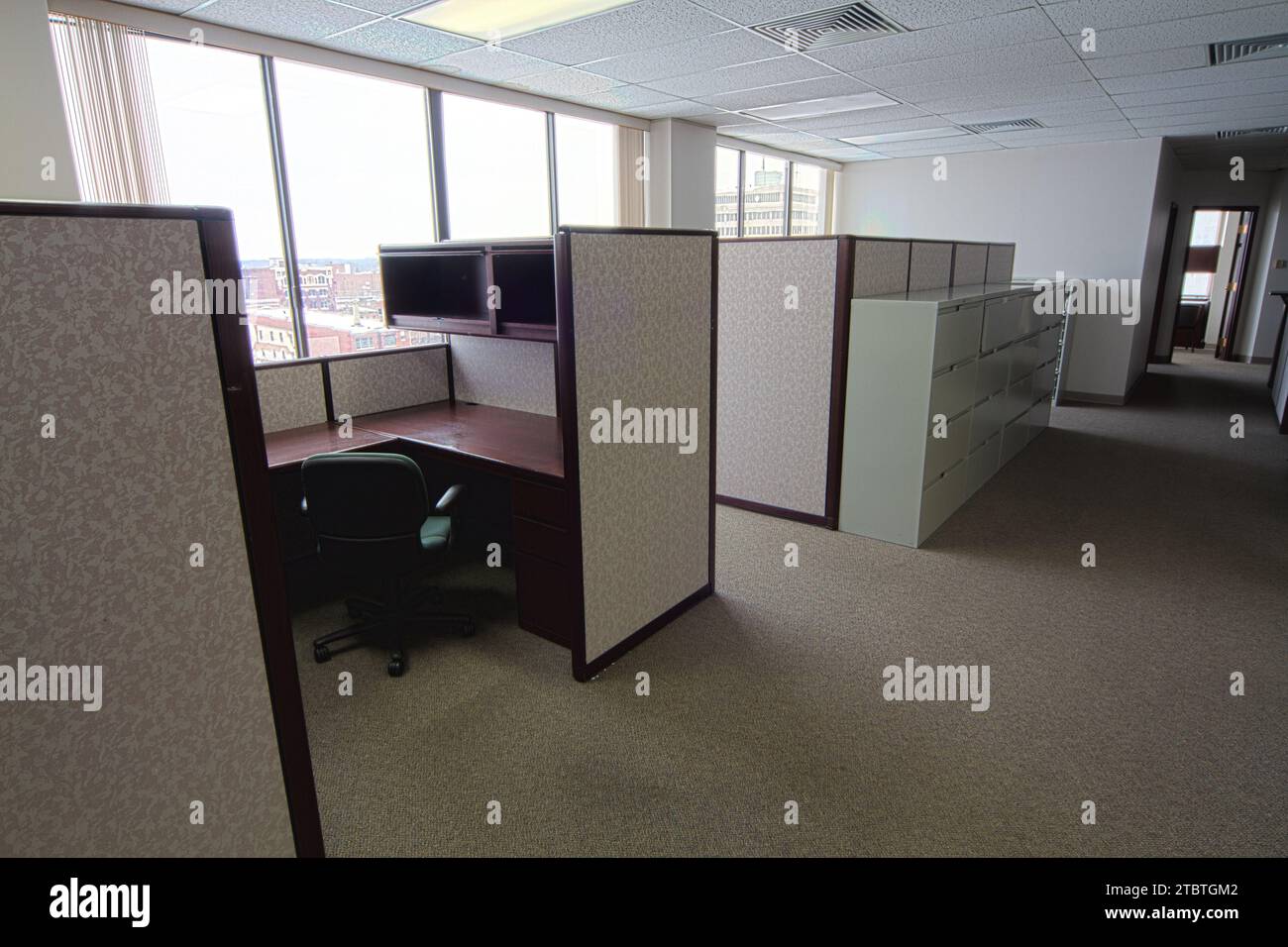 Modern office cubicles hi-res stock photography and images - Alamy