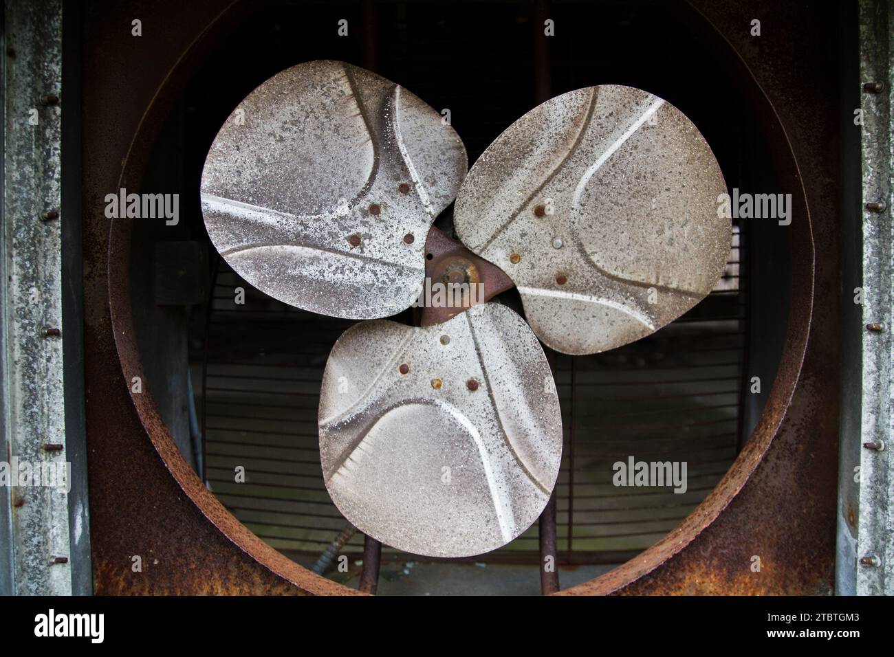 Industrial symmetry hi-res stock photography and images - Alamy