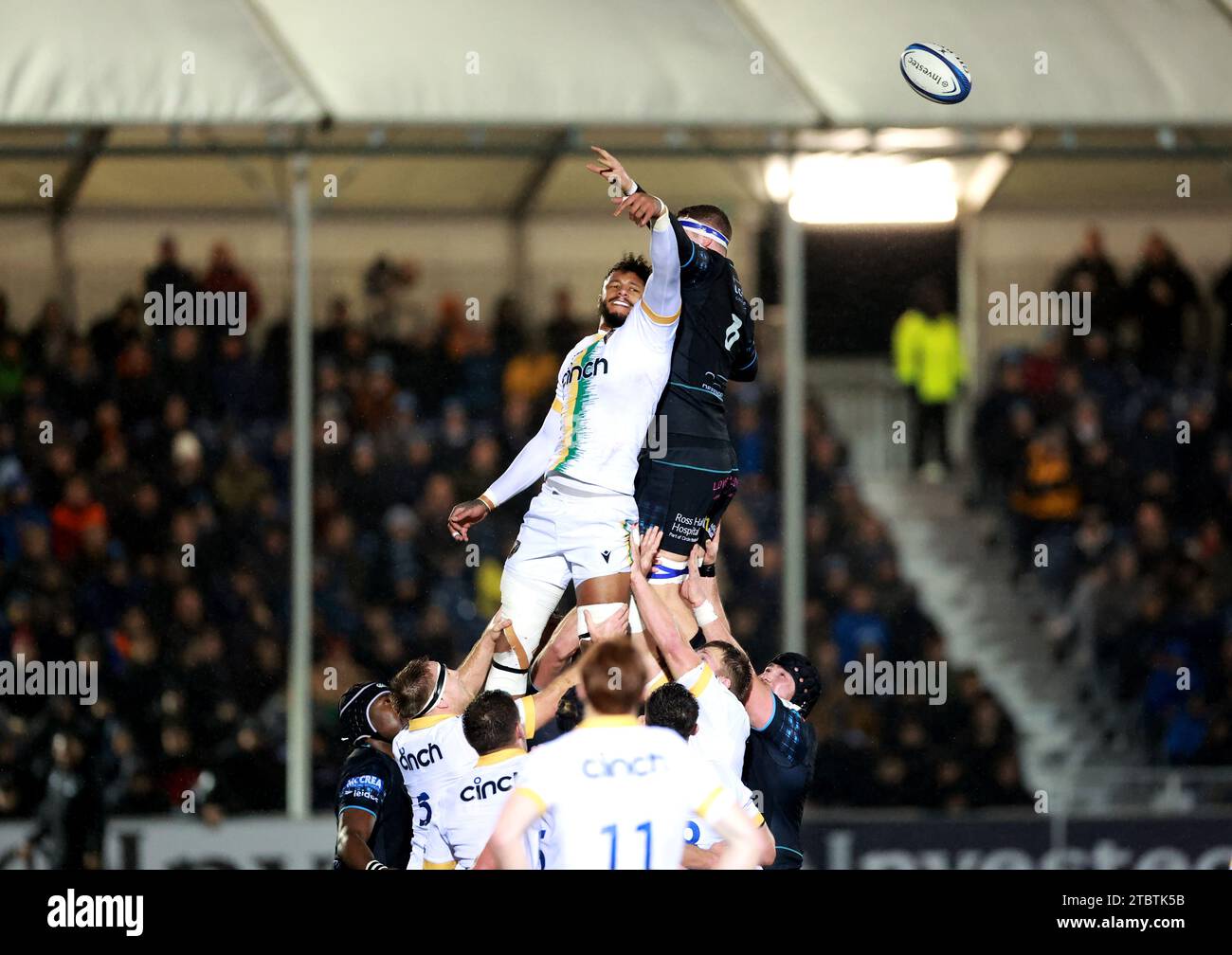 Northampton Saints' Courtney Lawes (left) and Glasgow Warriors' Scott ...