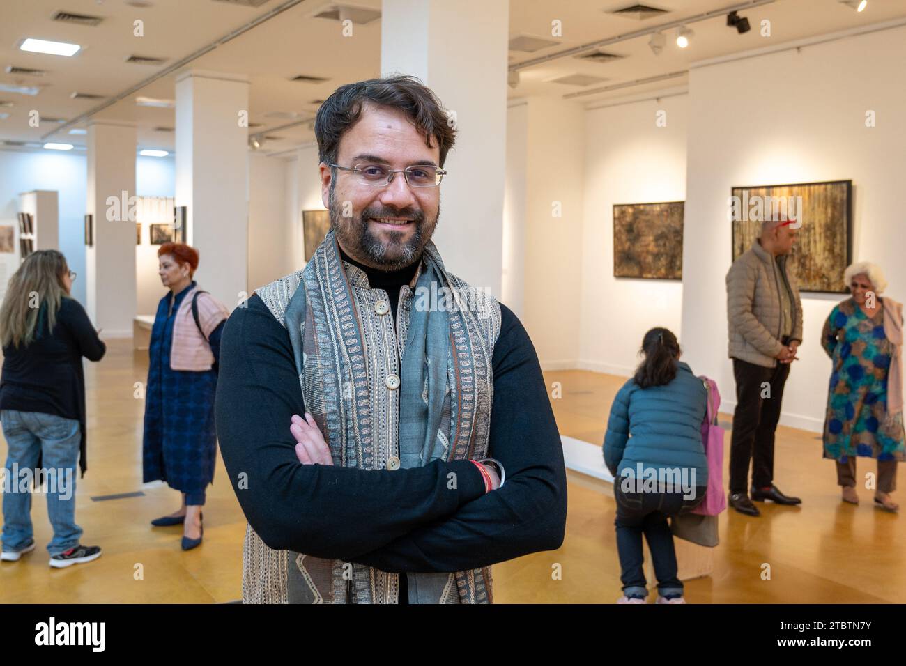 New Delhi, India. 08th Dec, 2023. Artist Simran KS Lamba posing for a ...