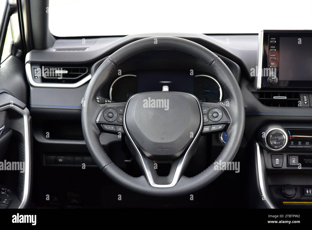 Steering wheel in the new modern car Stock Photo - Alamy