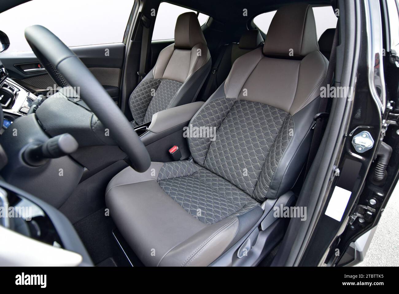 Front seats of a modern passenger car Stock Photo - Alamy