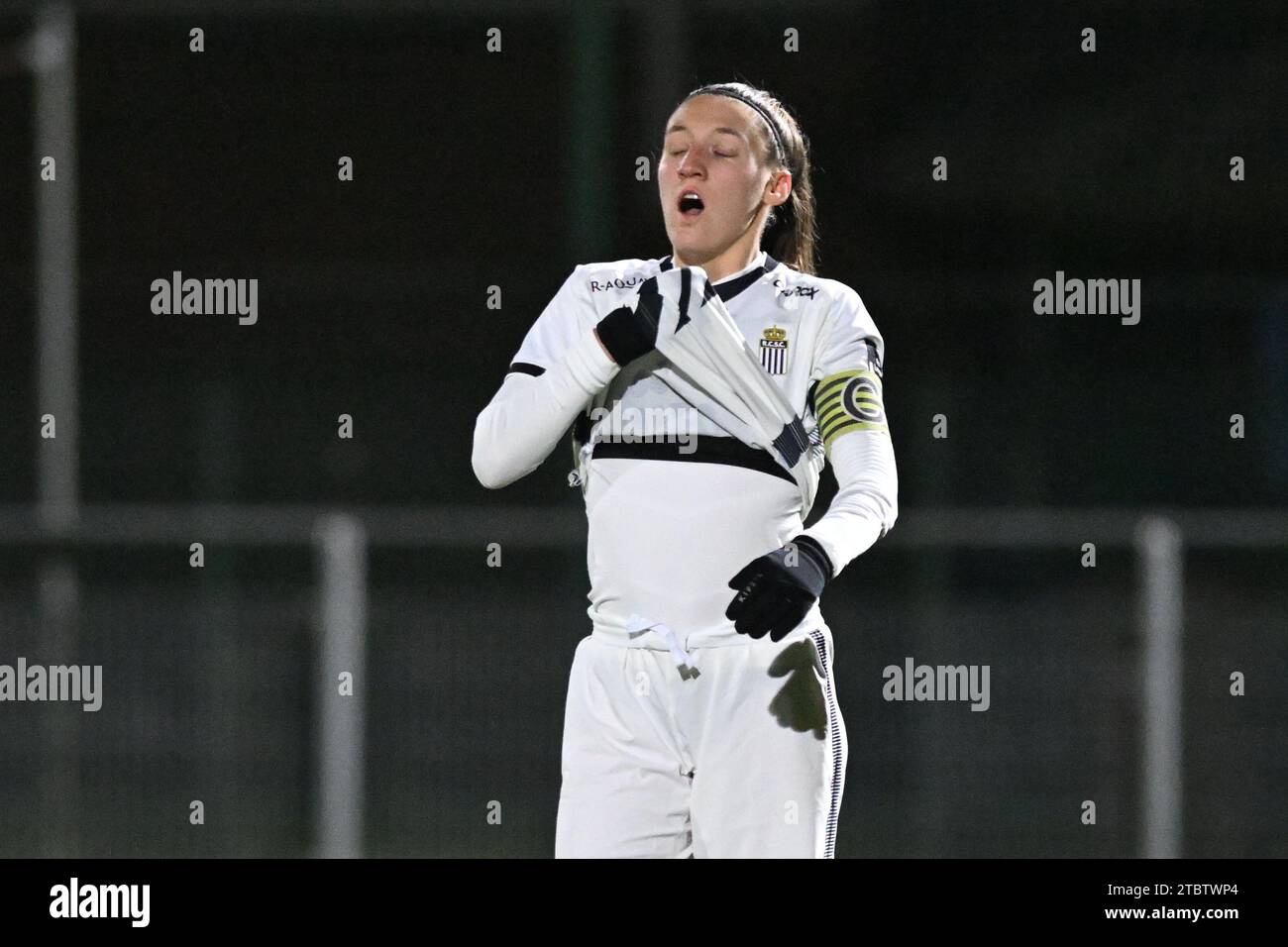 Perrine Balant (9) of Charleroi looks dejected after Genk scored the 2 ...