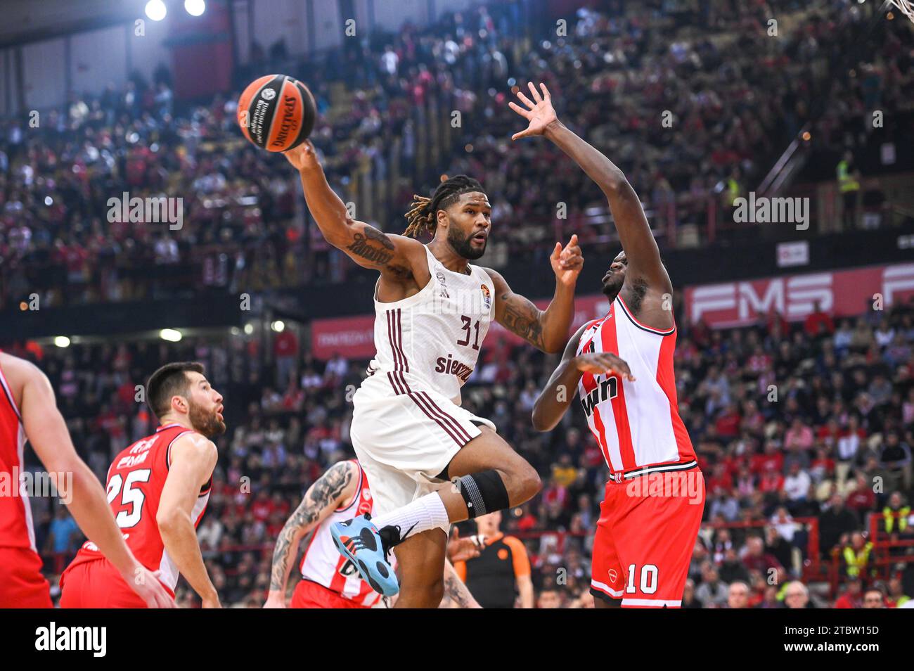 Devin booker 2023 hi-res stock photography and images - Alamy