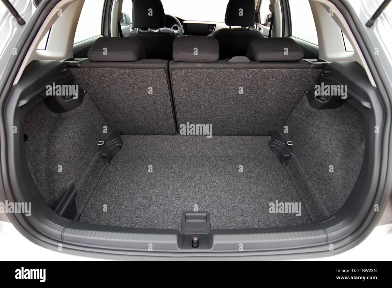 Empty trunk passenger car hi-res stock photography and images - Alamy