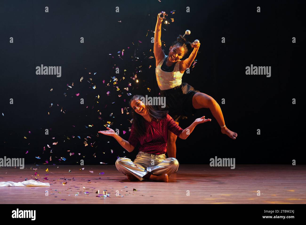 Ahmedabad, Gujarat, India. 8th Dec, 2023. The aerial arts dance ...