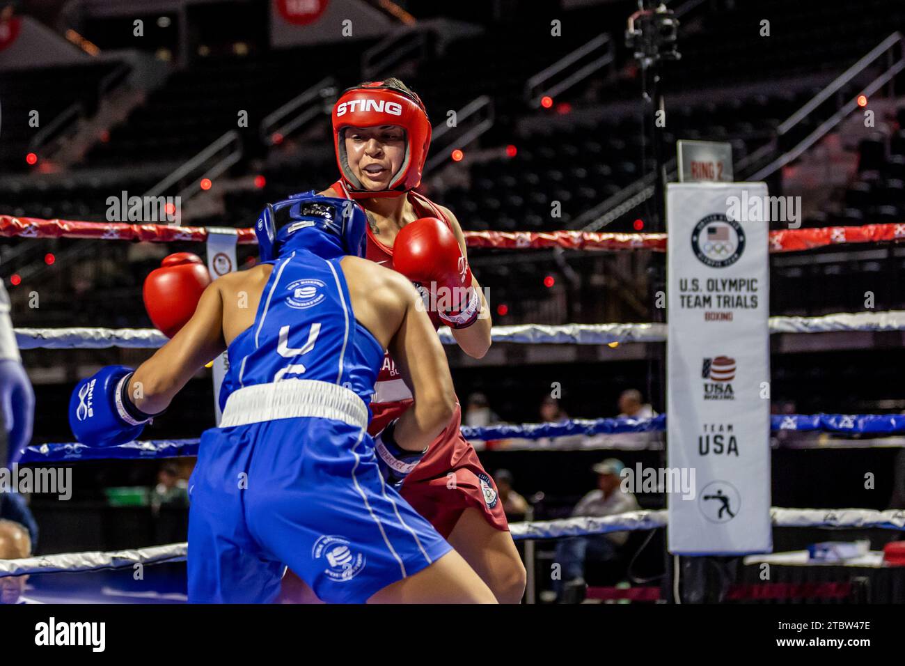 Noelle Haro (red) and Esmeralda Gonzalez fight during the Olympic ...