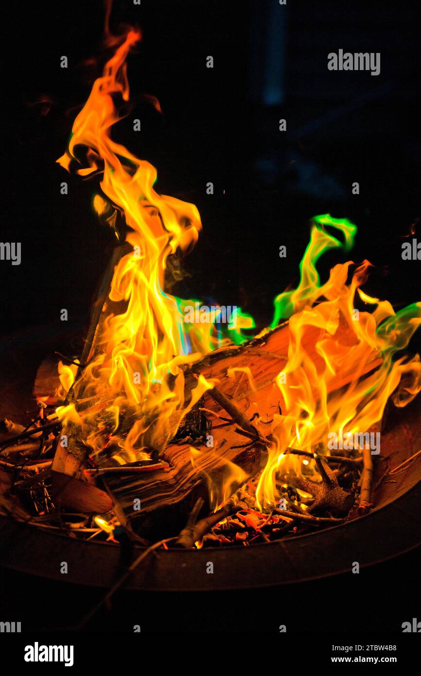 Flame reaction color hi-res stock photography and images - Alamy