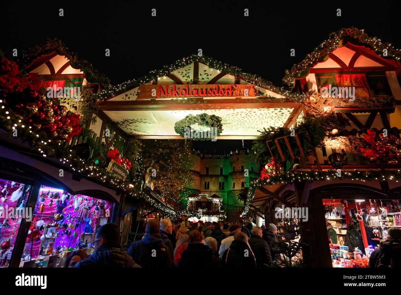 Rudolfplatz square cologne christmas hi-res stock photography and ...