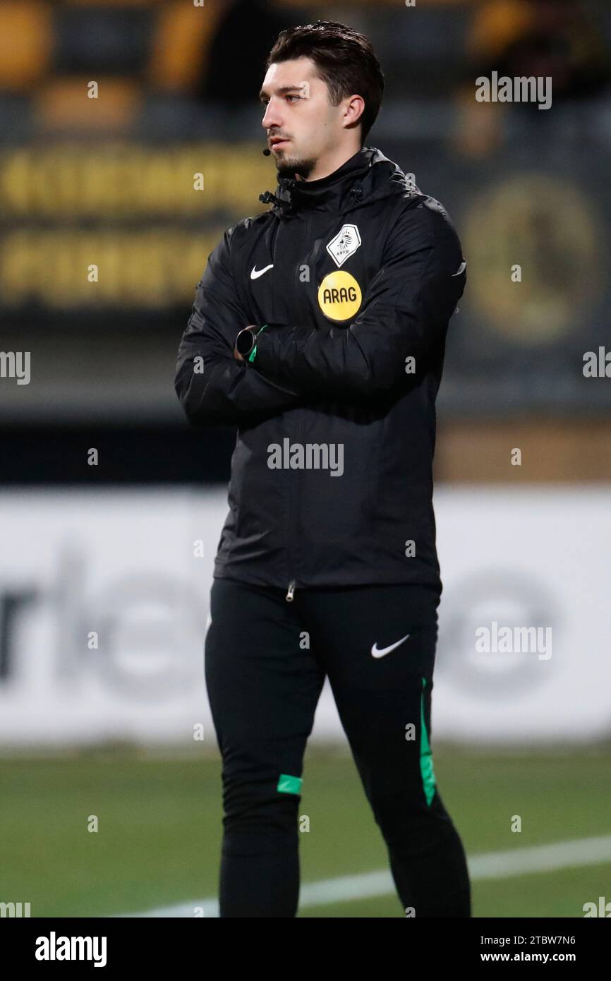 KERKRADE, NETHERLANDS - DECEMBER 8 : Fourth official Daniel Drost in ...
