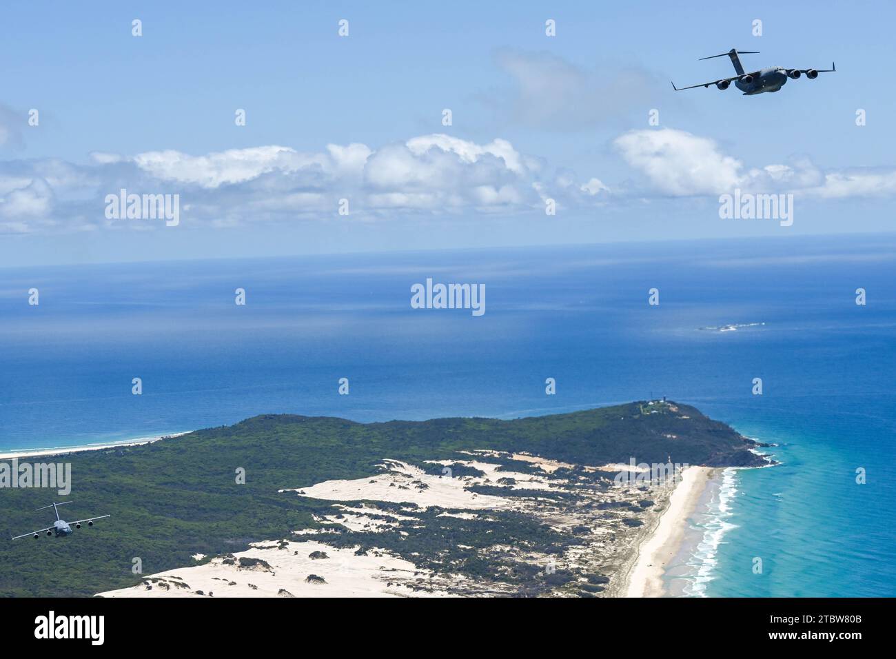 A Royal Air Force C-17 Globemaster III participates in a training ...
