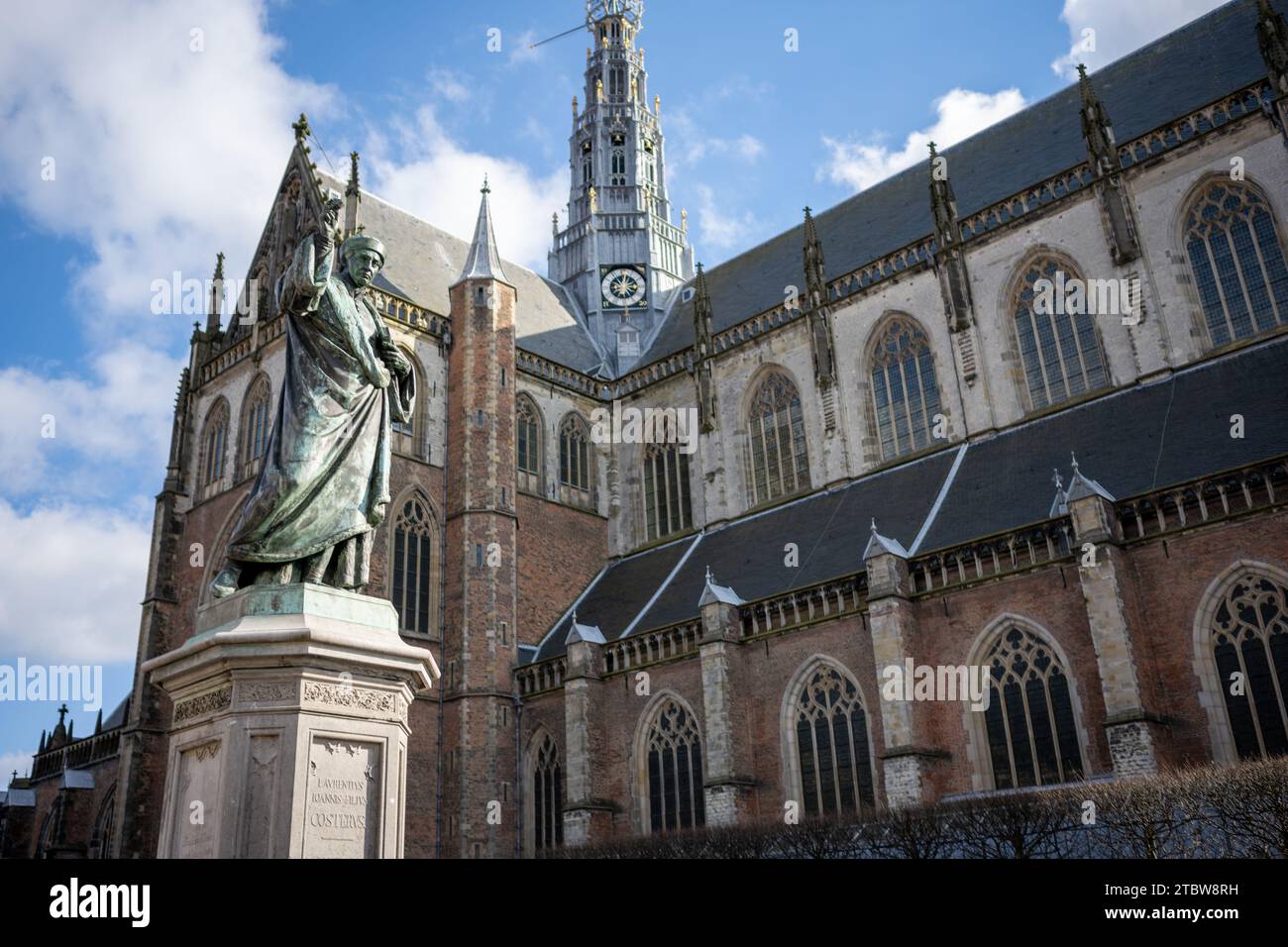 The great market in haarlem with the church of st hi-res stock ...