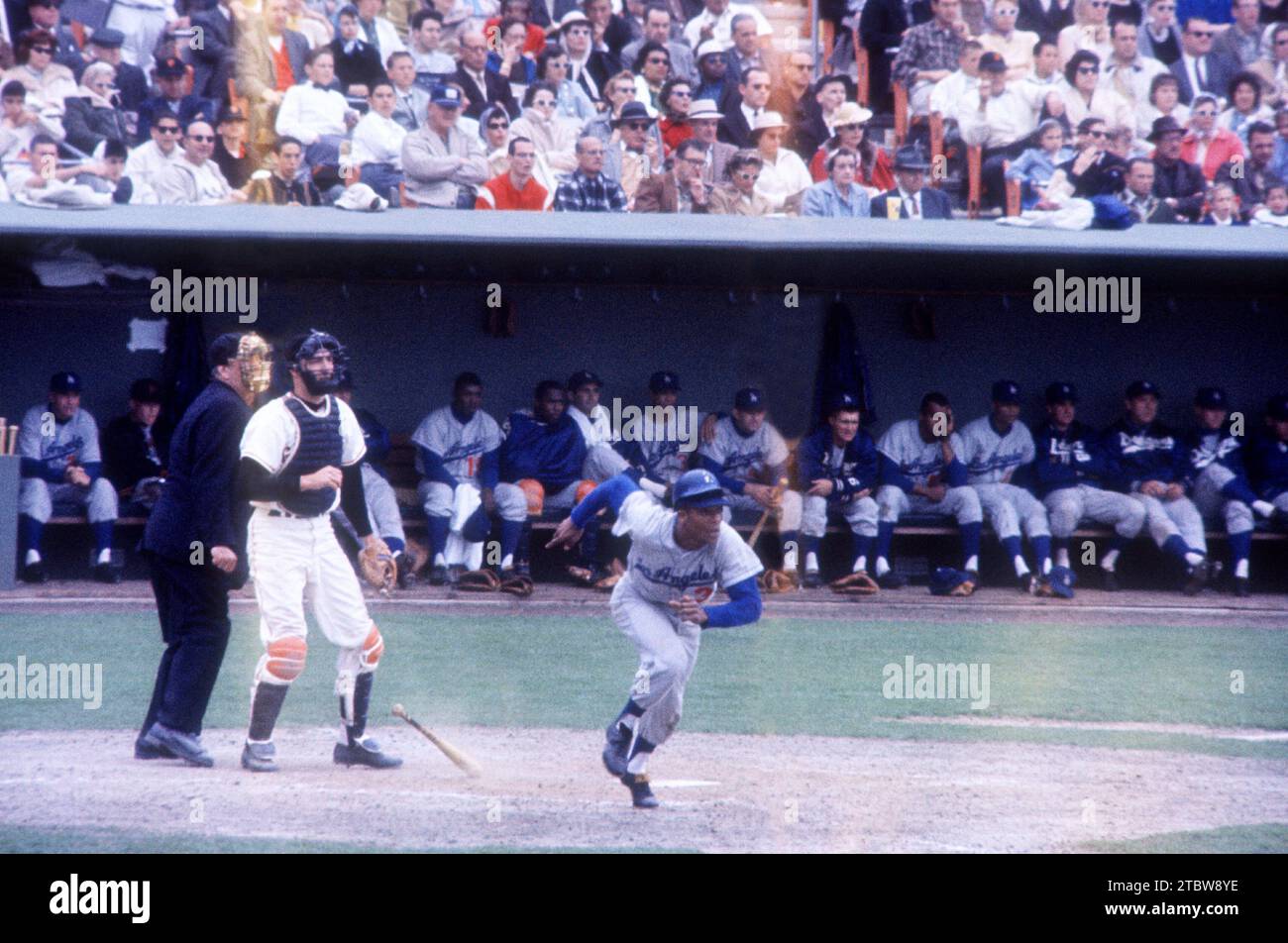 SAN FRANCISCO, CA - MAY 21: Willie Davis #3 of the Los Angeles Dodgers ...