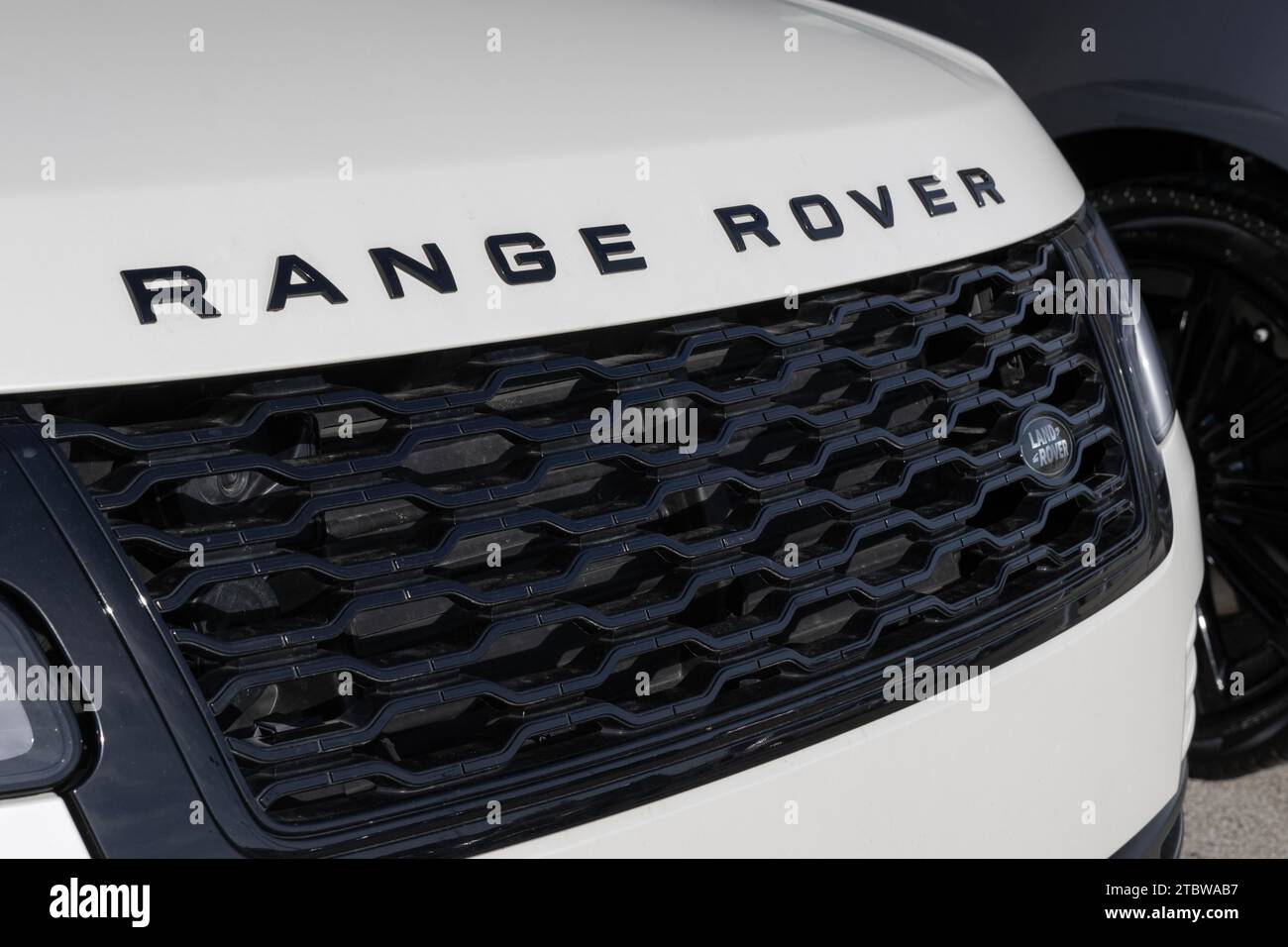 Range rover velar 2023 hi-res stock photography and images - Alamy