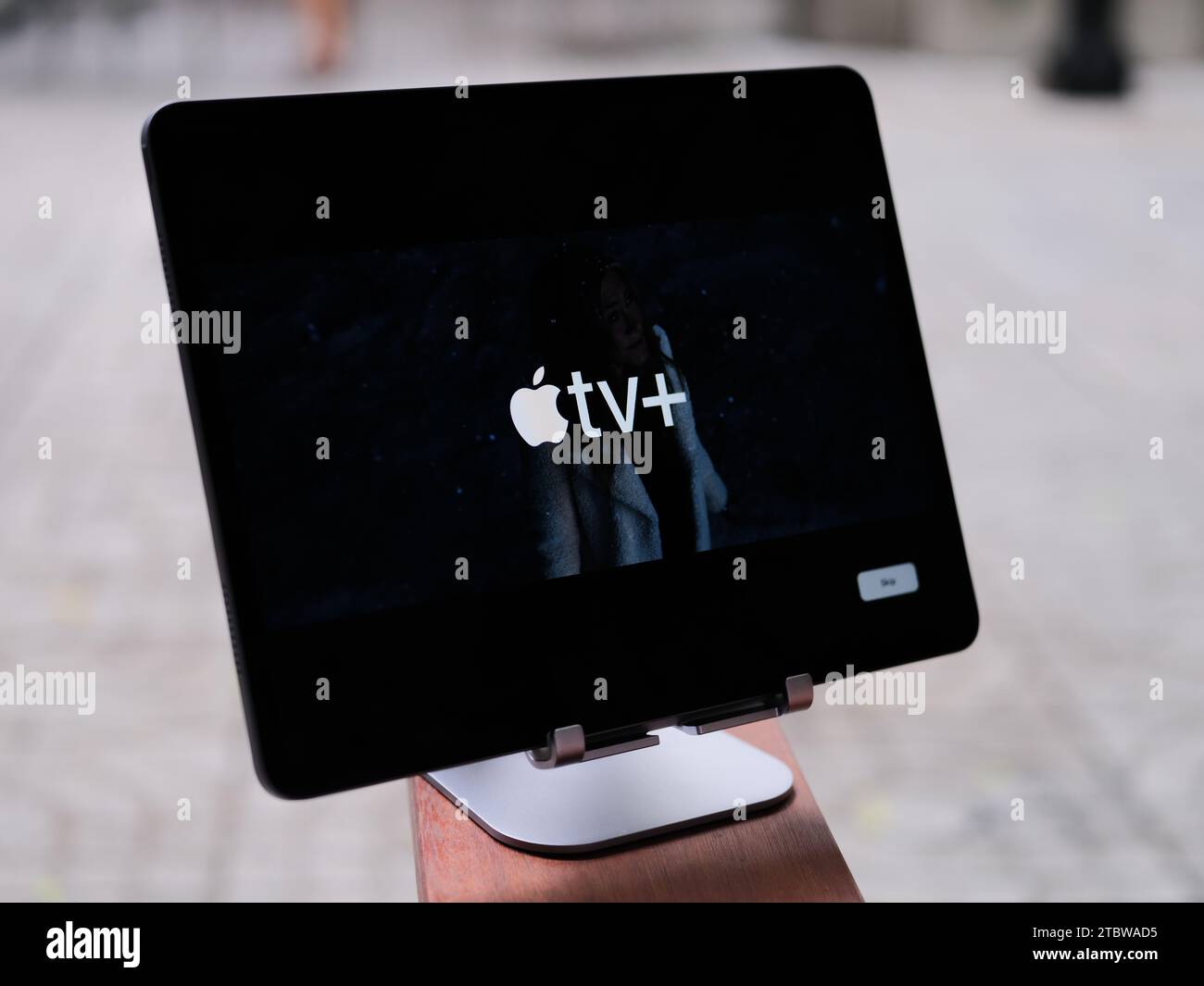 Ipad pro box hi-res stock photography and images - Alamy