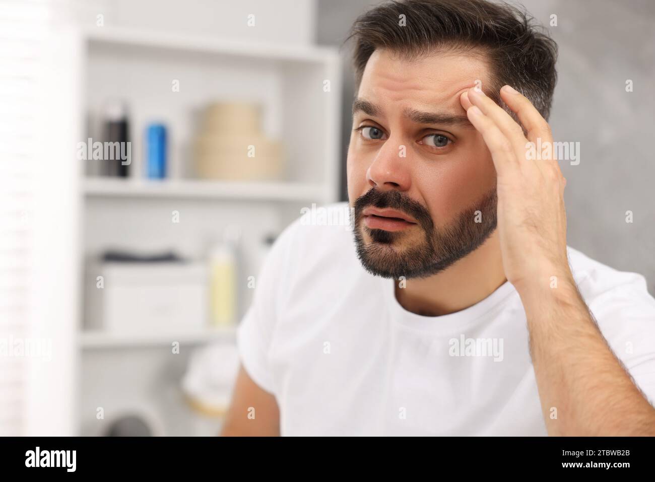 Space imbalance hi-res stock photography and images - Alamy