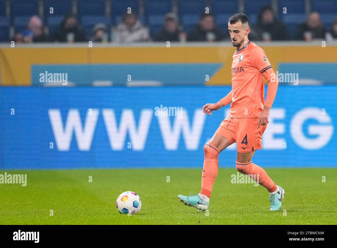 Sinsheim, Deutschland. 08th Dec, 2023. Erhan Masovic (BOC, 4), am Ball ...