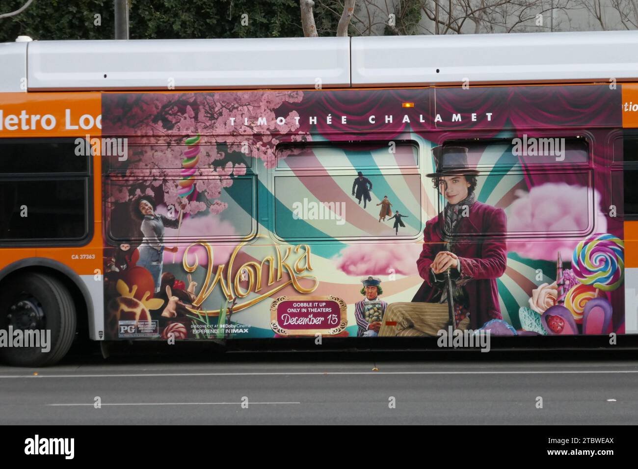 Los Angeles, California, USA 8th December 2023 Warner Bros. Wonka Bus ...