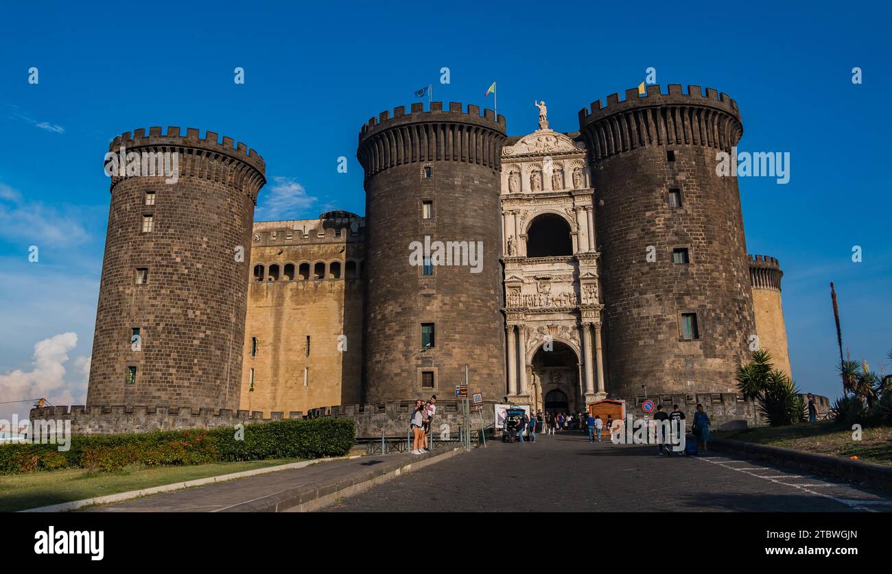 Old fortress main entrance hi-res stock photography and images - Alamy