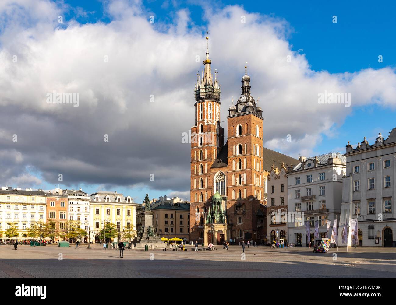 A picture of Krakow's Main Square (Rynek G?owny), which includes St ...