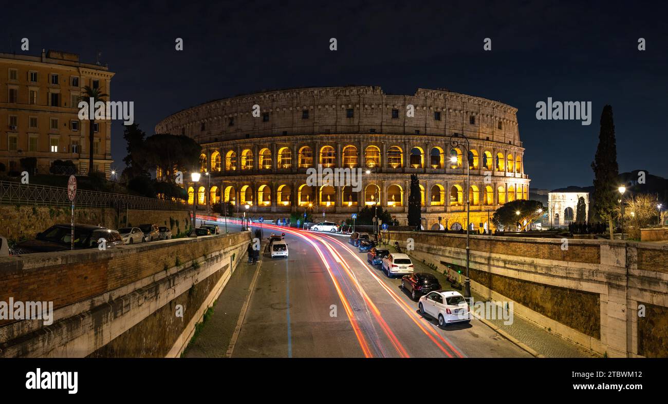 Night road through town time hi-res stock photography and images - Alamy