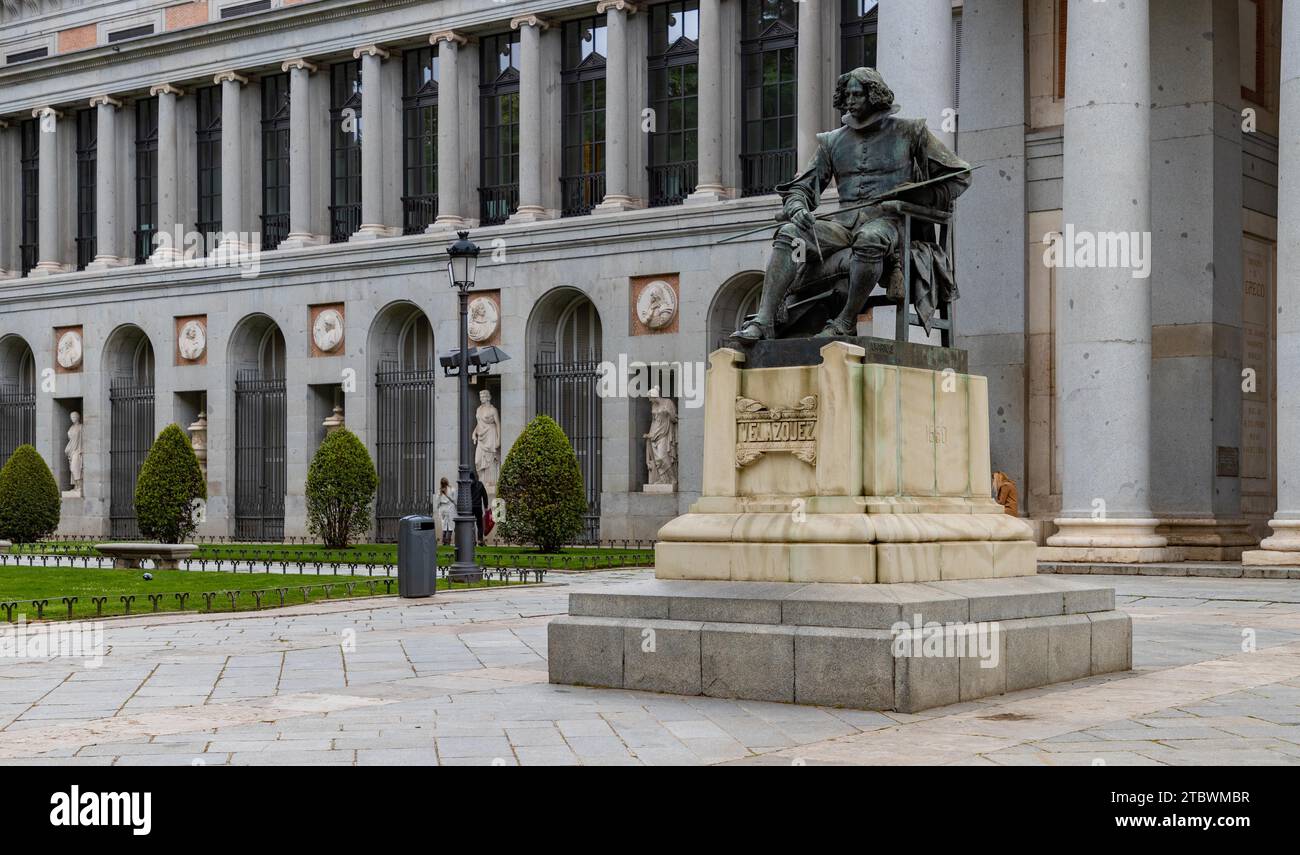 Monumento nacional exterior hi-res stock photography and images - Alamy