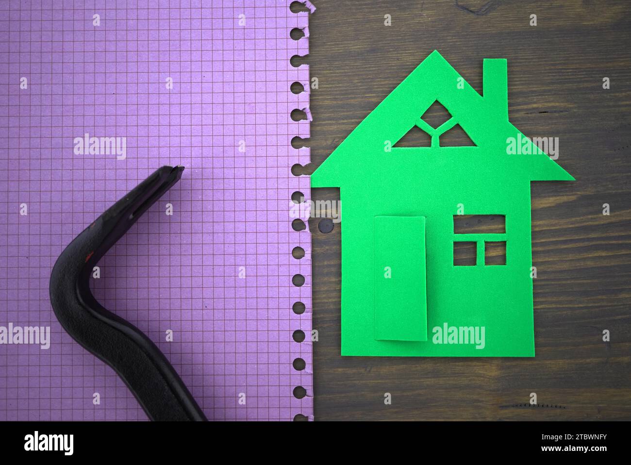 Memo model hi-res stock photography and images - Alamy